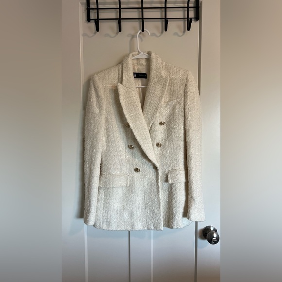 Zara | Jackets & Coats | Zara White Textured Blazer With Structured ...